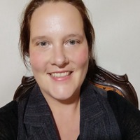 Angela - English Conversation for fluency uno a uno en linea Tutor de ...