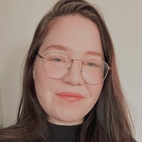 What does "smoke show" mean?